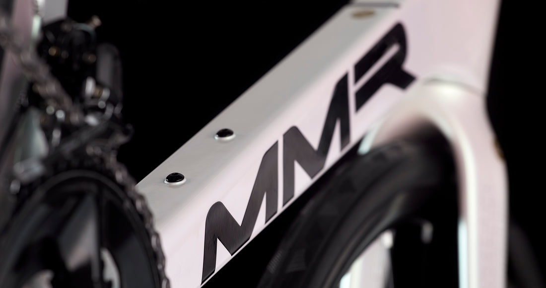 Adrenaline 50 pearl white and black 2024 – MMR Bikes
